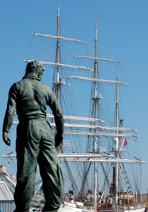 gable-end photography: Seafarers